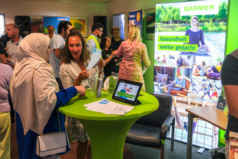 Jobmesse 2023: Unternehmen setzen verstärkt auf Geflüchtete